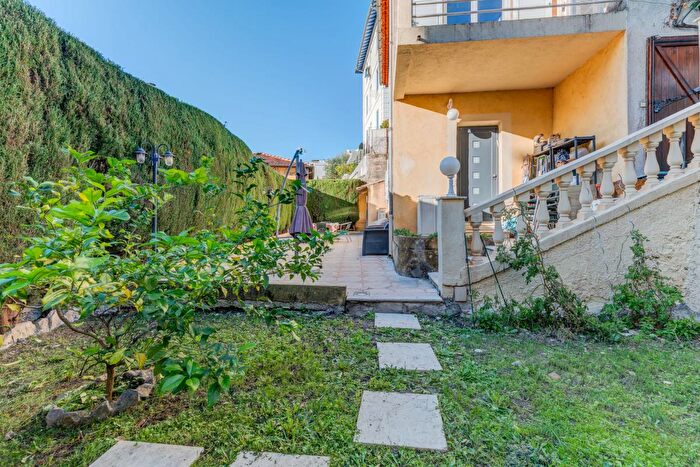 Maison à vendre - Nice, Saint-Sylvestre - 4 pièces - 3 chambres