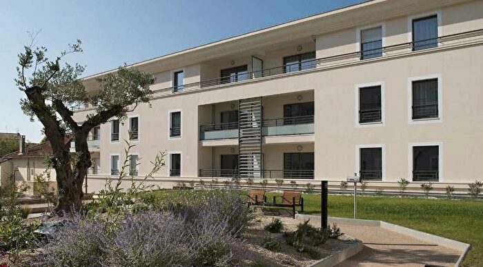 Appartement à vendre - Orange, Colline, Etang - 2 pièces - 1 chambre