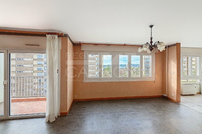 Appartement à vendre - Oullins, Glacière, Montmein - 4 pièces - 2 chambres