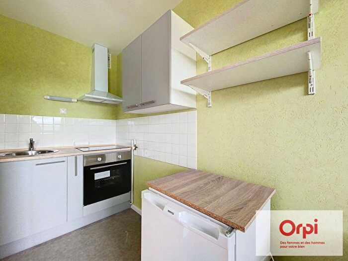 Appartement à louer - Ville Gozet, Montluçon - 1 pièce