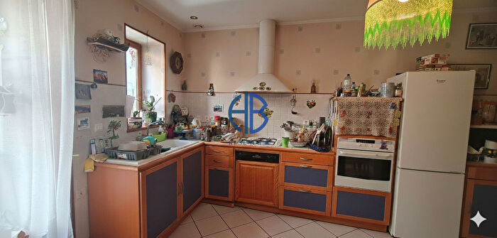 Maison à vendre - La Côte-Saint-André - 7 pièces - 4 chambres