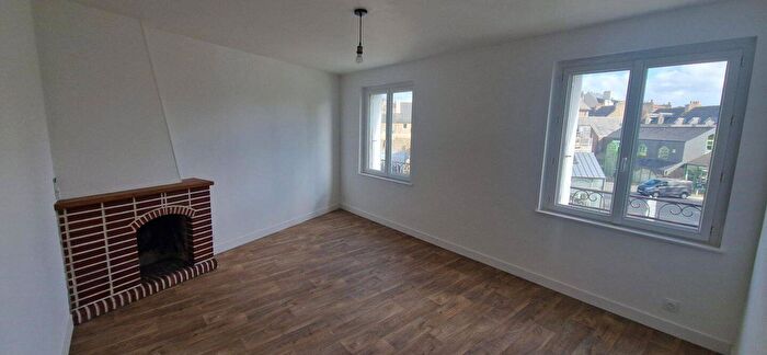 Centre, Guingamp : Appartement 3 pièces à louer