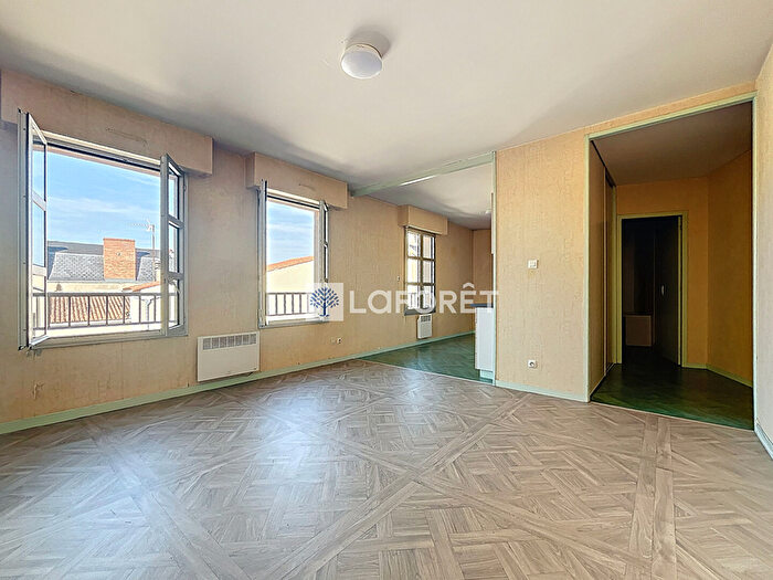 Appartement à vendre - Thouars - 3 pièces - 1 chambre