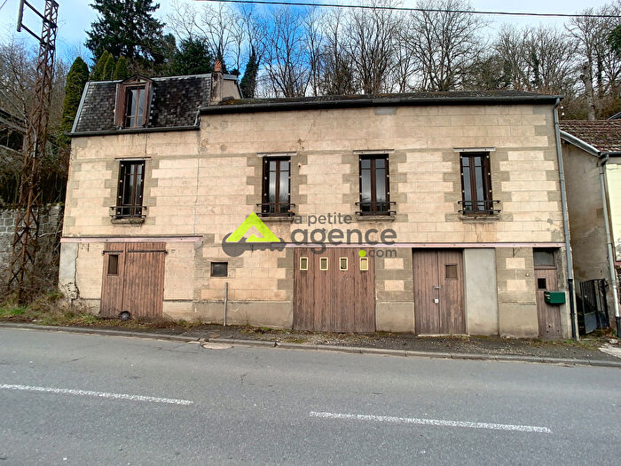 Maison à vendre - Aubusson - 5 pièces - 3 chambres