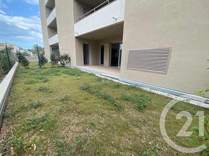 Appartement à vendre - Clermont-lHérault - 3 pièces - 2 chambres