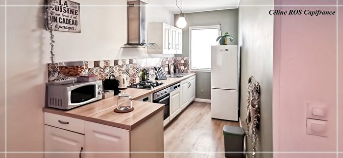 Appartement à vendre - Salon-de-Provence, Centre-ville - 4 pièces - 3 chambres