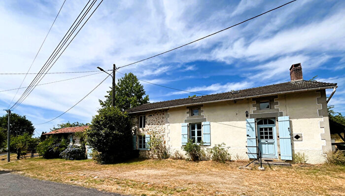 Maisonnais-sur-Tardoire - Maison 5 pièces à vendre
