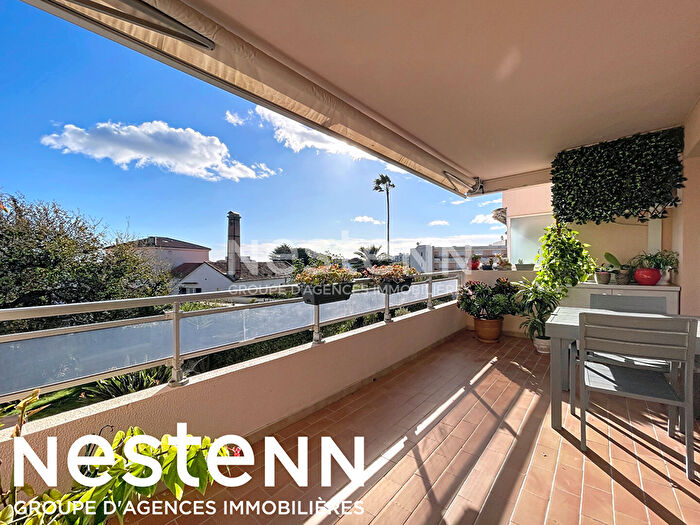 Appartement à vendre - Vallauris, Golfe Juan, Vieux Port - 3 pièces - 2 chambres