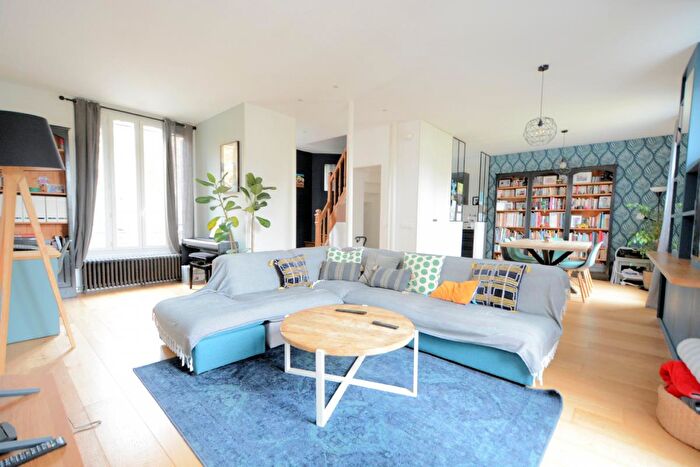 Maison à vendre - Champigny-sur-Marne, Quatre Cités, Simonettes - 6 pièces - 4 chambres