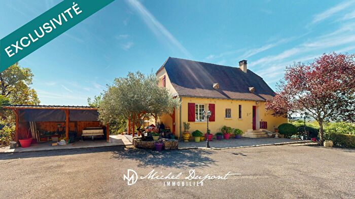 Maison à vendre - Le Bugue - 7 pièces - 4 chambres