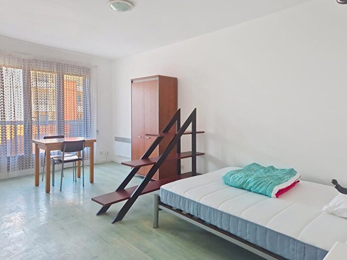 Clermont-Ferrand, Saint-Jacques : Appartement 1 pièce à louer