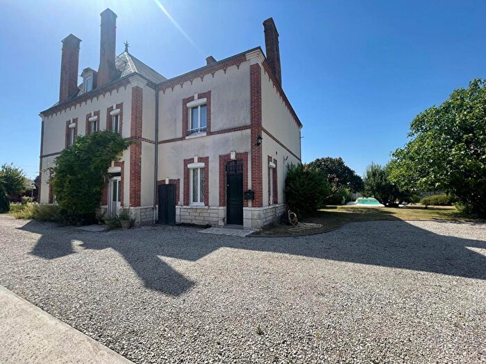 Maison 10 pièces à vendre - Varennes-Changy
