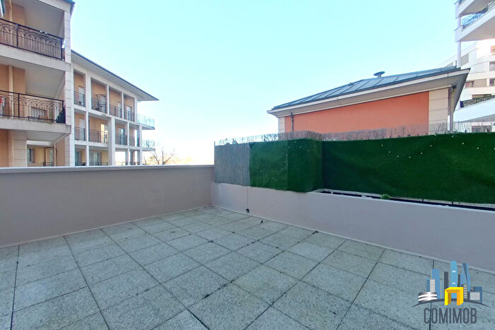 Appartement à vendre - Courbevoie, Faubourg de lArche - 4 pièces - 3 chambres