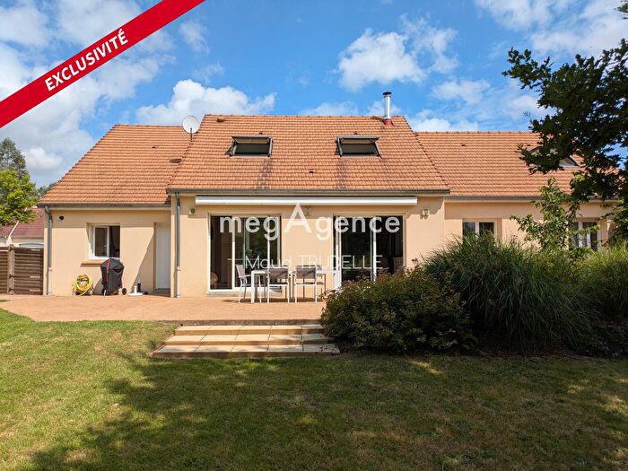 Maison 7 pièces à vendre à Fillé