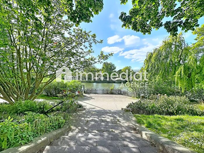 Appartement 1 pièce à louer - Rueil sur Seine-Plaine-Gare, Rueil-Malmaison