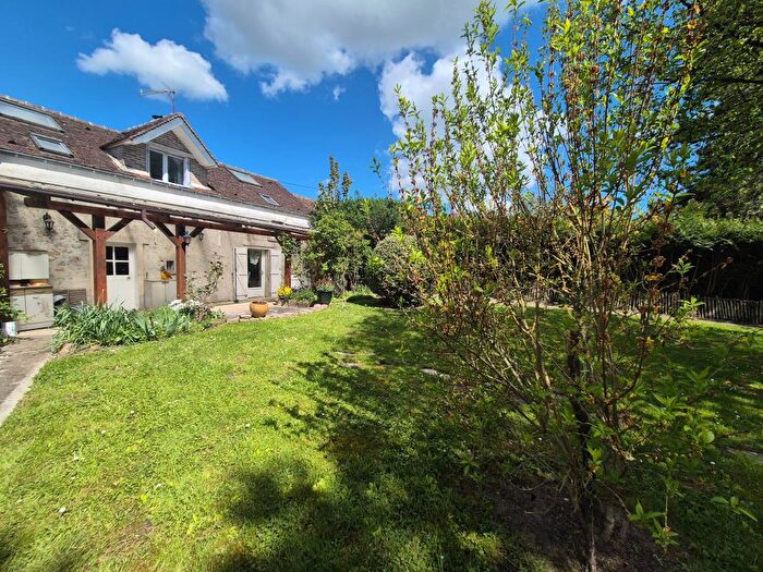 Jouy-le-Châtel - Maison 3 pièces à vendre