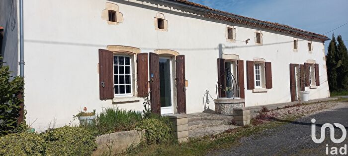 Maison à vendre - Saint-Bonnet-sur-Gironde - 5 pièces - 5 chambres
