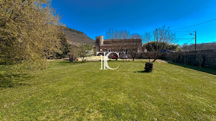 Maison à vendre - Robiac-Rochessadoule - 5 pièces - 4 chambres