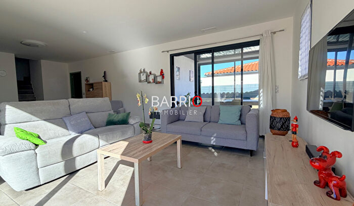 Maison à vendre - Villelongue-dels-Monts - 5 pièces - 4 chambres