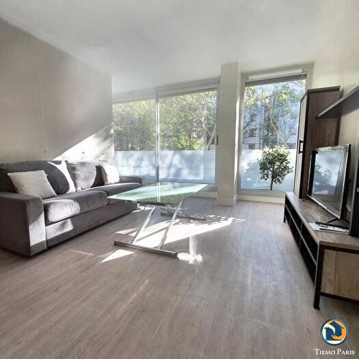 Appartement à louer - Pernety, Paris ème arrondissement - 2 pièces - 1 chambre