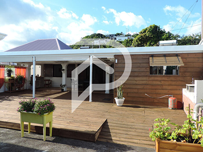 Maison à vendre - Petite-Île, Centre-ville, Piton du Calvaire - 4 pièces - 3 chambres