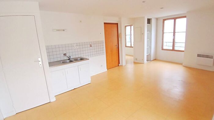 Appartement 3 pièces à Lezardeau-Kerneuzec, Quimperlé, à louer