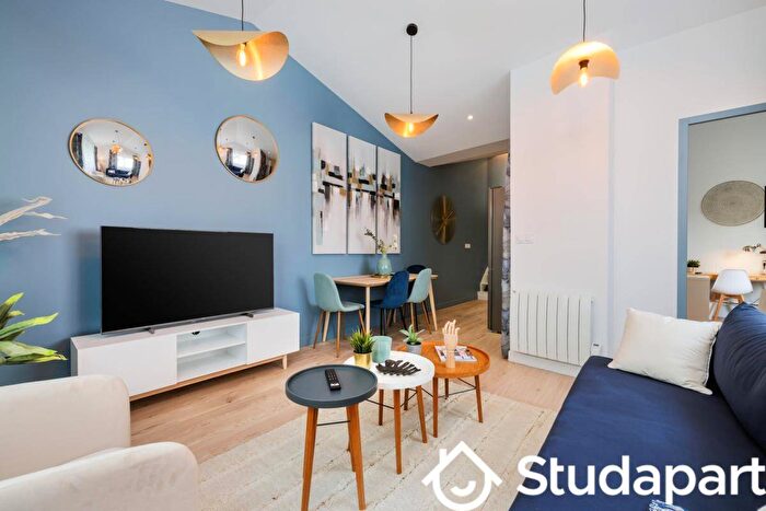 Appartement à louer - Bordeaux Sud - 1 pièce - 2 chambres