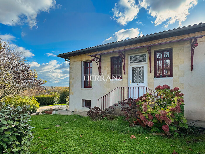 Maison à vendre - Pompignac - 8 pièces - 5 chambres