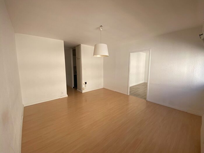 Appartement 2 pièces à Strasbourg, Orangerie, à louer