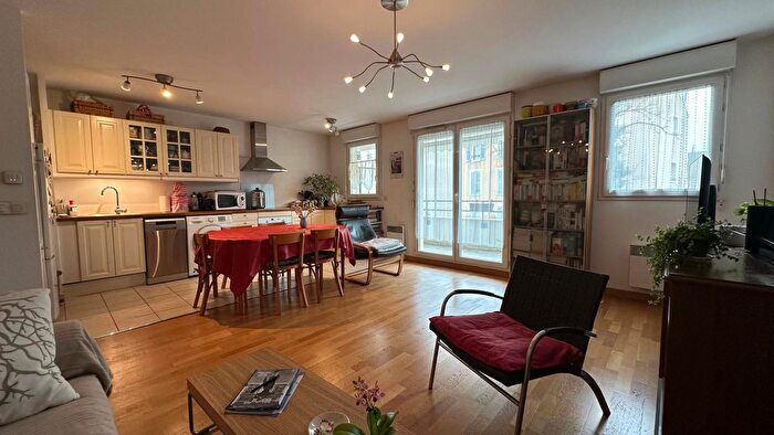 Appartement à vendre - Corbeil-Essonnes, Coquibus - 3 pièces - 2 chambres