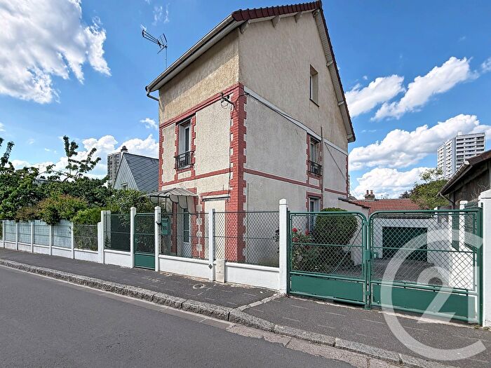 Maison 5 pièces à Épinay-sur-Seine, Les Béatus, Les Mobiles, La Briche, Bluementhal, à vendre