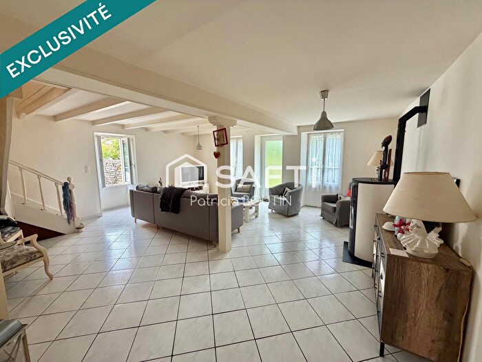 Sainte-Ouenne - Maison 6 pièces à vendre