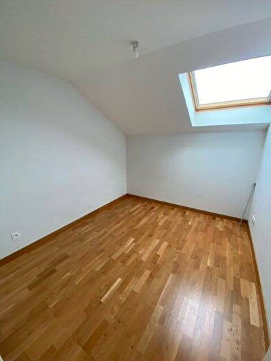 Zus Centre, Oyonnax : Appartement 4 pièces à louer