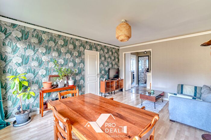 Appartement à vendre - Meyzieu, Sud Est - 4 pièces - 3 chambres