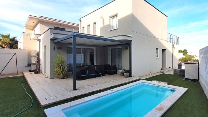 Maison à vendre - Agde, La Ville - 5 pièces - 4 chambres