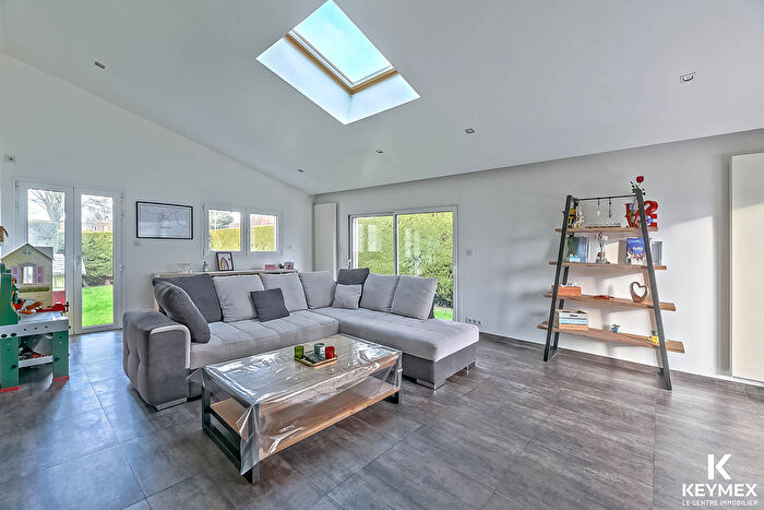 Maison à vendre - Fosses - 6 pièces - 3 chambres