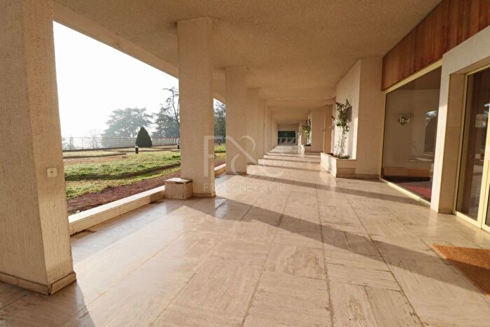 Appartement à vendre - Sainte-Foy-lès-Lyon, Centre-ville - 4 pièces - 2 chambres