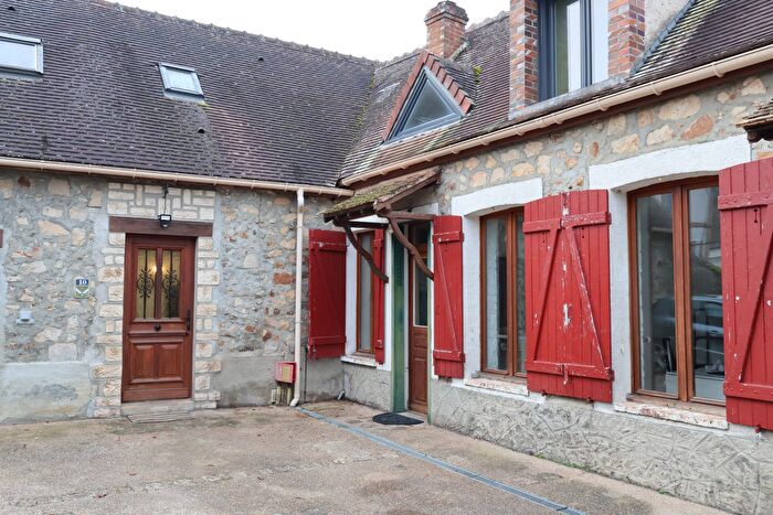 Maison à vendre - Villeblevin - 6 pièces - 3 chambres