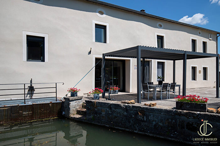 Maison 8 pièces à vendre à Saint-Ouen-lès-Parey
