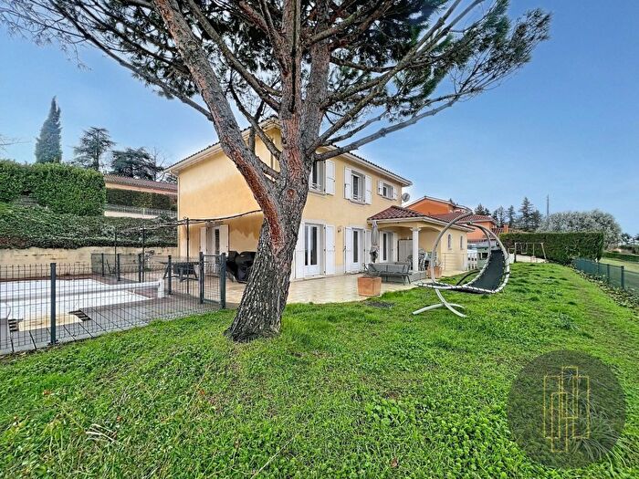 Maison à vendre - Pommiers - 6 pièces - 5 chambres