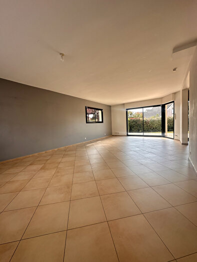 Maison 6 pièces à Pont-de-Metz, à vendre