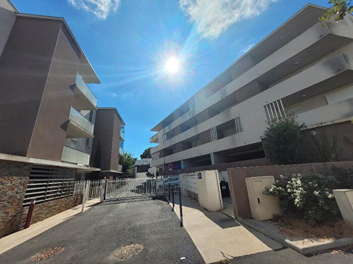 Appartement à louer - Béziers, Perch des Moulins, Font Neuve, Terries - 2 pièces - 1 chambre