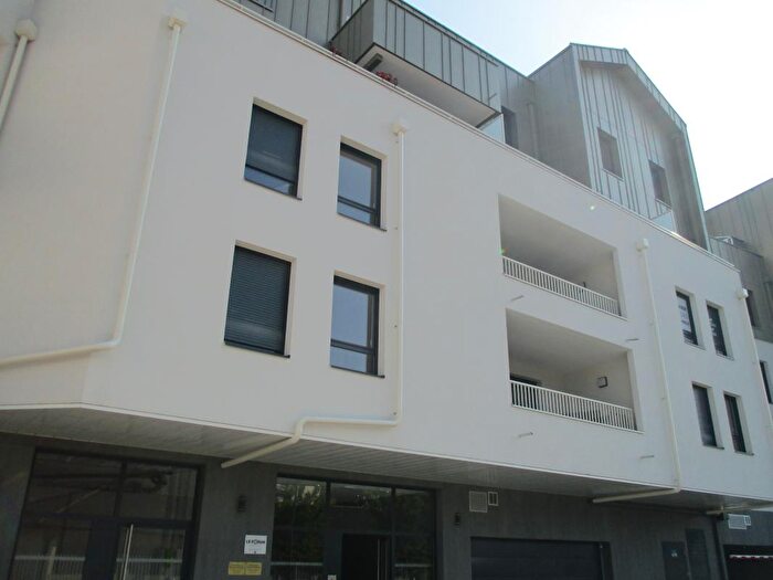Rumilly, Centre-ville : Appartement 4 pièces à louer