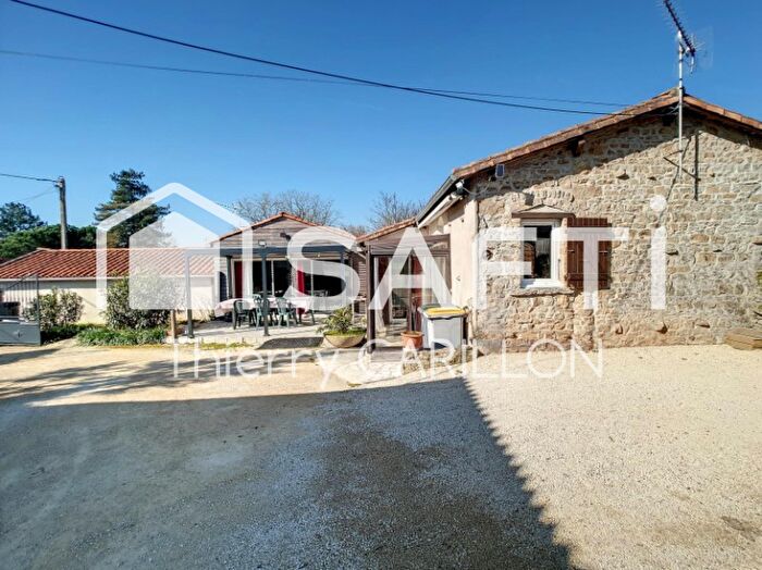 Maison 5 pièces à vendre à Saivres