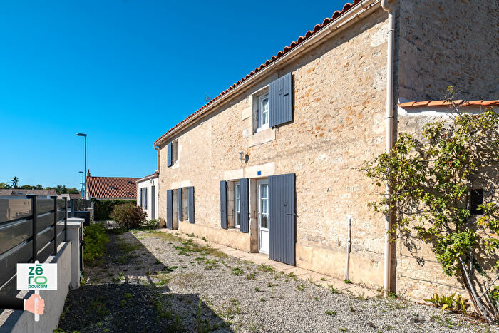 Les Magnils-Reigniers - Maison 5 pièces à vendre