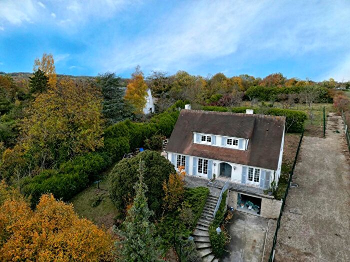 Maison à vendre - Aubergenville - 6 pièces - 5 chambres