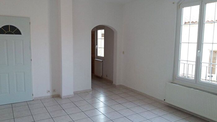 Appartement à louer - Arles - 2 pièces