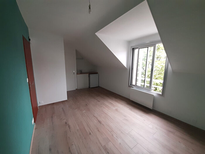 La Chapelle-sur-Erdre, Centre-ville, Gare, Chêne Vert - Appartement 1 pièce à louer