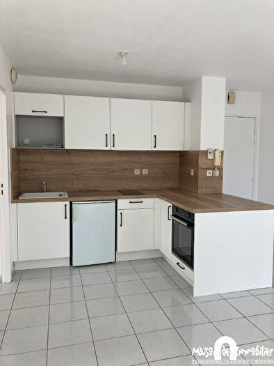 Appartement à louer - Cognac, Centre-ville, Gare - 3 pièces - 1 chambre
