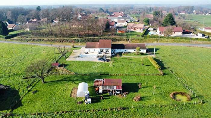 Maison à vendre - Louhans - 7 pièces - 6 chambres